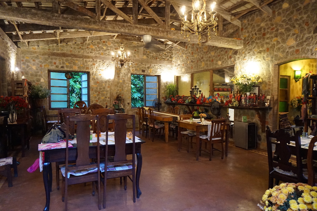 SUMPTUOUS SUNDAYS: Marcia Adams