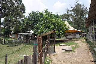 Sungai Siput Boy: Pekan Broga: Gigantic Monkey God at Sak dato Temple ...