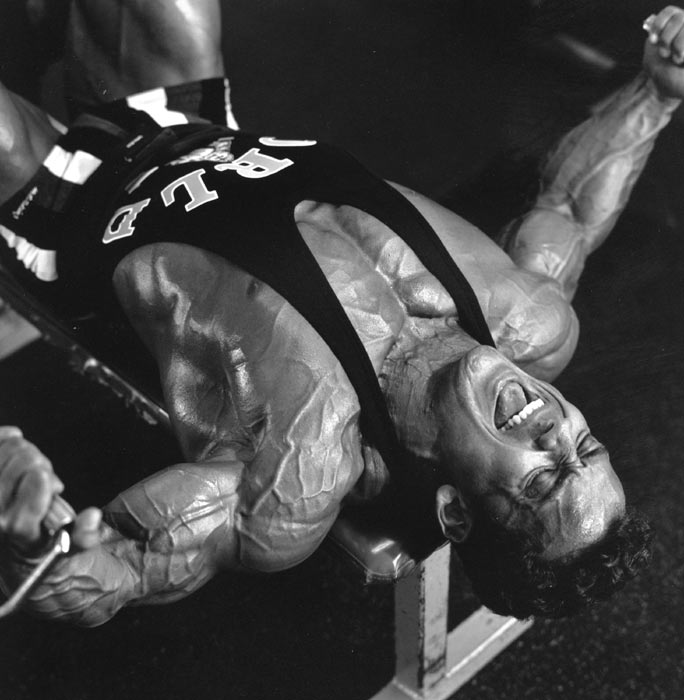 FITNESS&MUSCLE: Entrevista com Lee Labrada