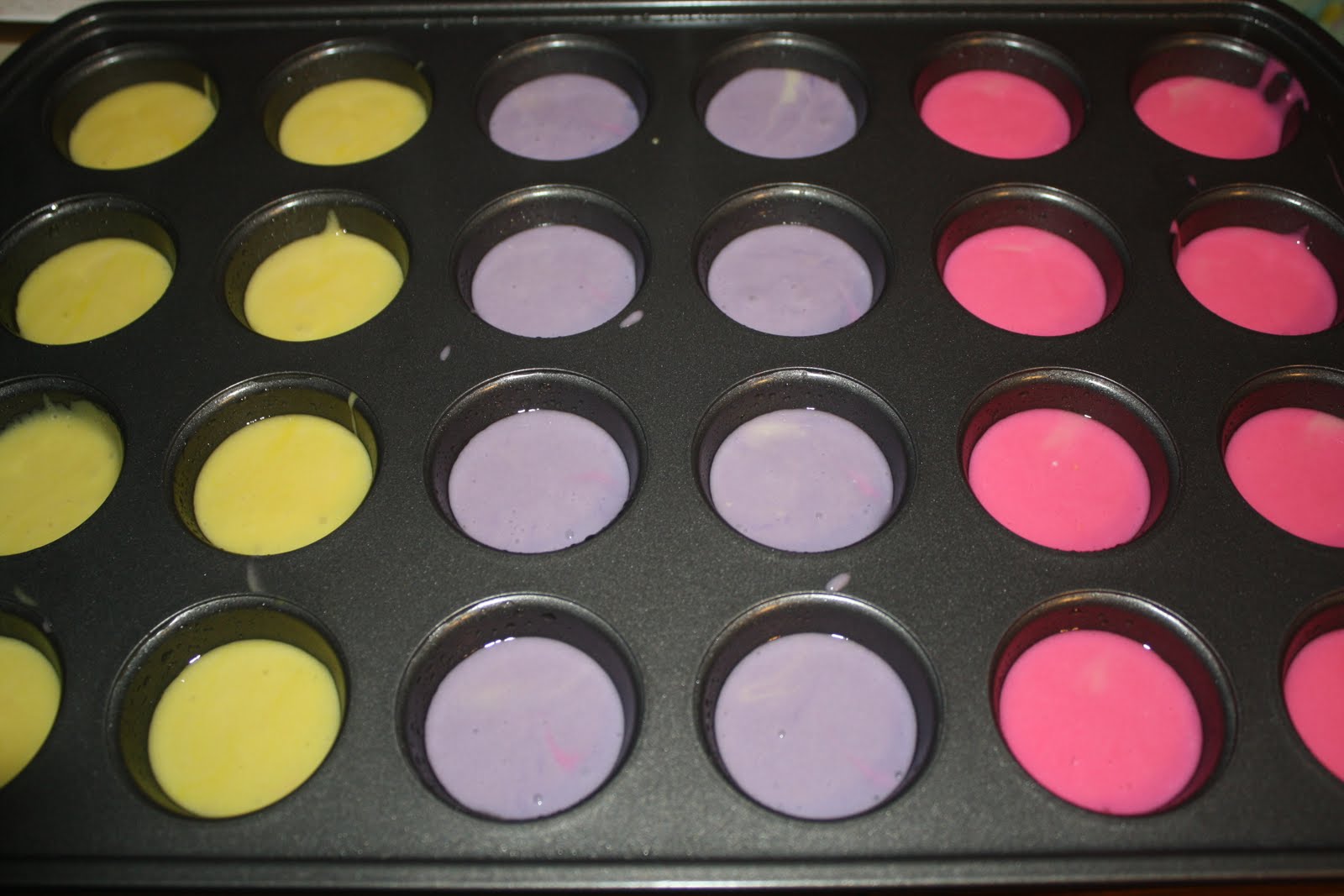 Cupcake Poppers | The Frosting Addict