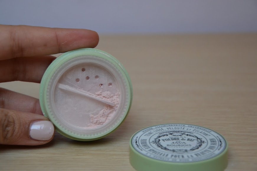 Review: Poudre de Riz de Java Bourjois - Suhrya