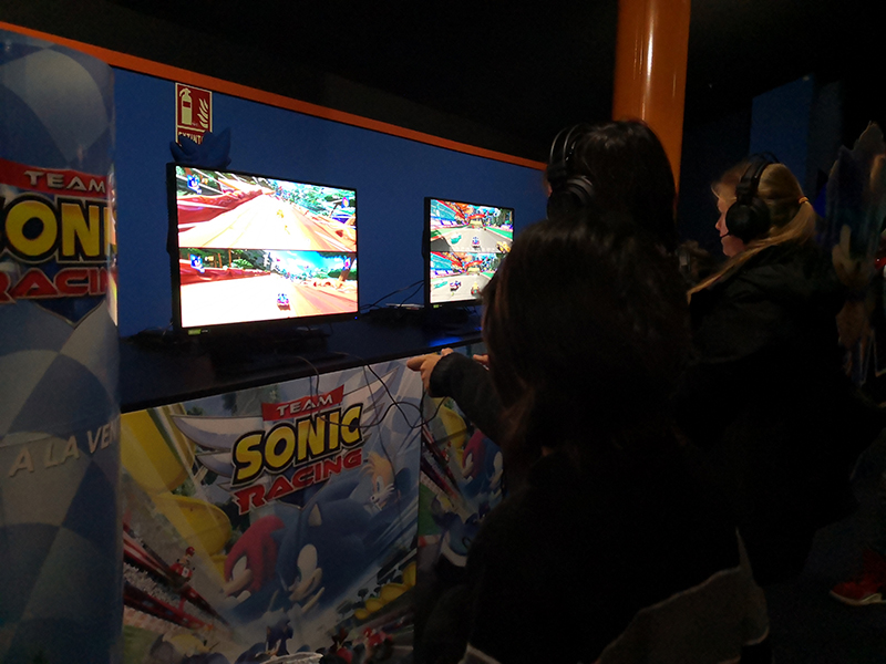 Blog de una madre desesperada: Sonic, la película: quemando suelas por los niños