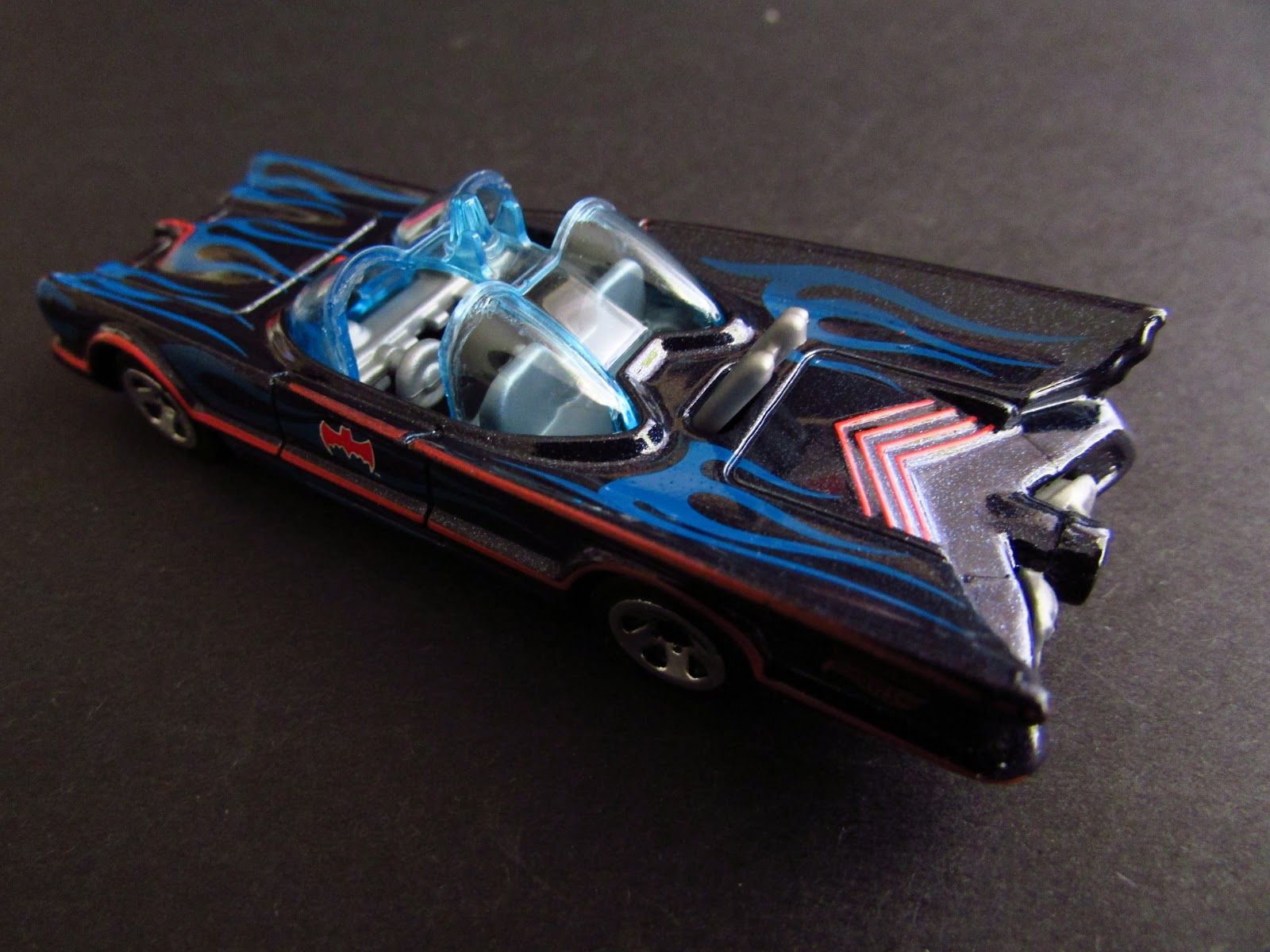 My Best Toys: Hot Wheels - TV Series Batmobile 2019...Blue Flame version...
