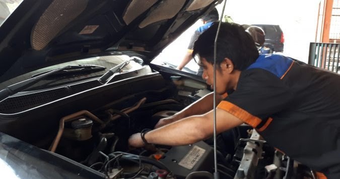 Pentingnya Ganti Oli Secara Rutin Dan Tepat Waktu | Bandar Pelumas