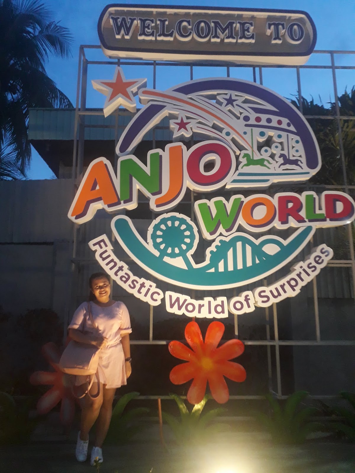 Anne's Escapades: Anjo World Theme Park
