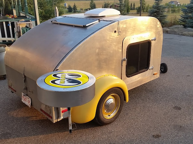 Just A Car Guy: Cool teardrop, well equipped for road trips