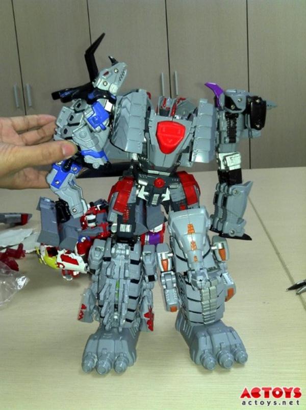Transformers Live Action Movie Blog (TFLAMB): Linkfest - Combiners and ...