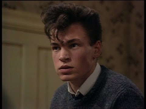 EastEnders Unleashed: The Ghosts of Christmas Past - Review: Christmas ...