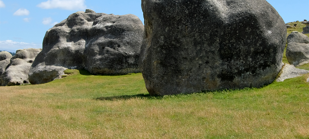 Shot on location - Films and TV-series: Elephant Rocks, New Zealand