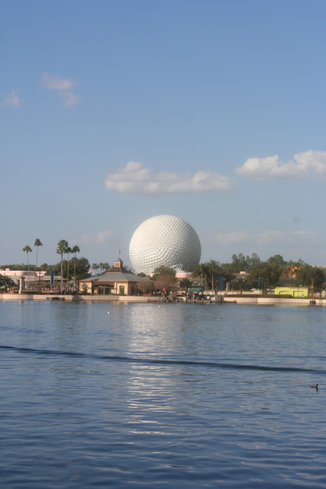 Bessy's Adventures: Disney World - Epcot
