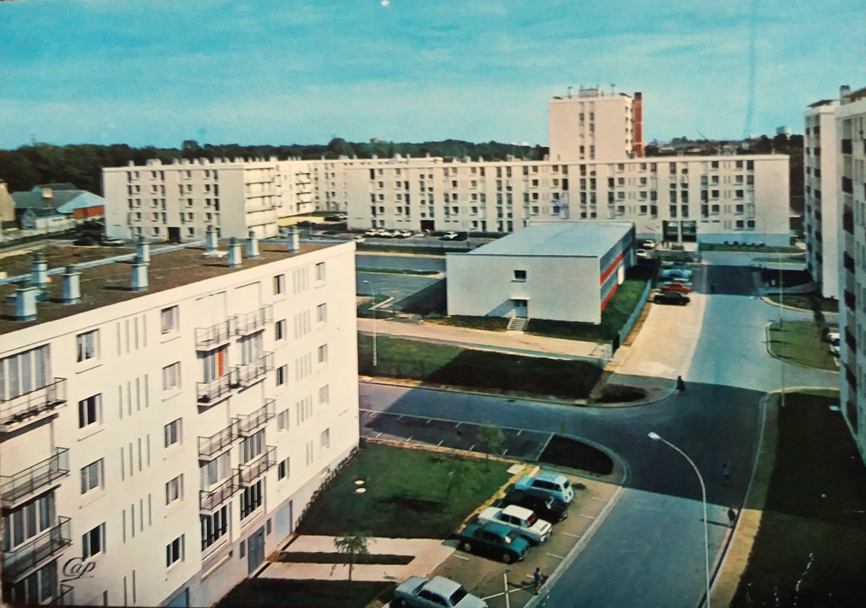 Un Paysage Moderne: TOURS - La Bergeonnerie, Nouveaux quartiers des ...