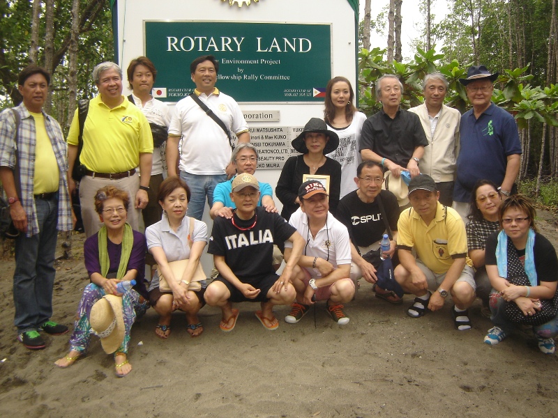 MADYAAS PEN: NVC and Rotary Clubs Unveil Rotary Land Marker
