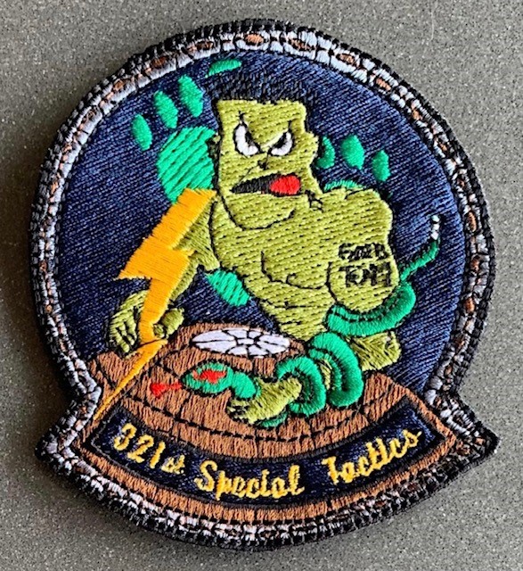 THE USAF RESCUE COLLECTION: USAF 321st STS / Bad Boyz Club / Green Feet ...