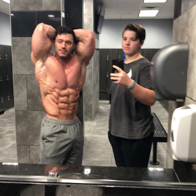 the beauty of male muscle: Blake