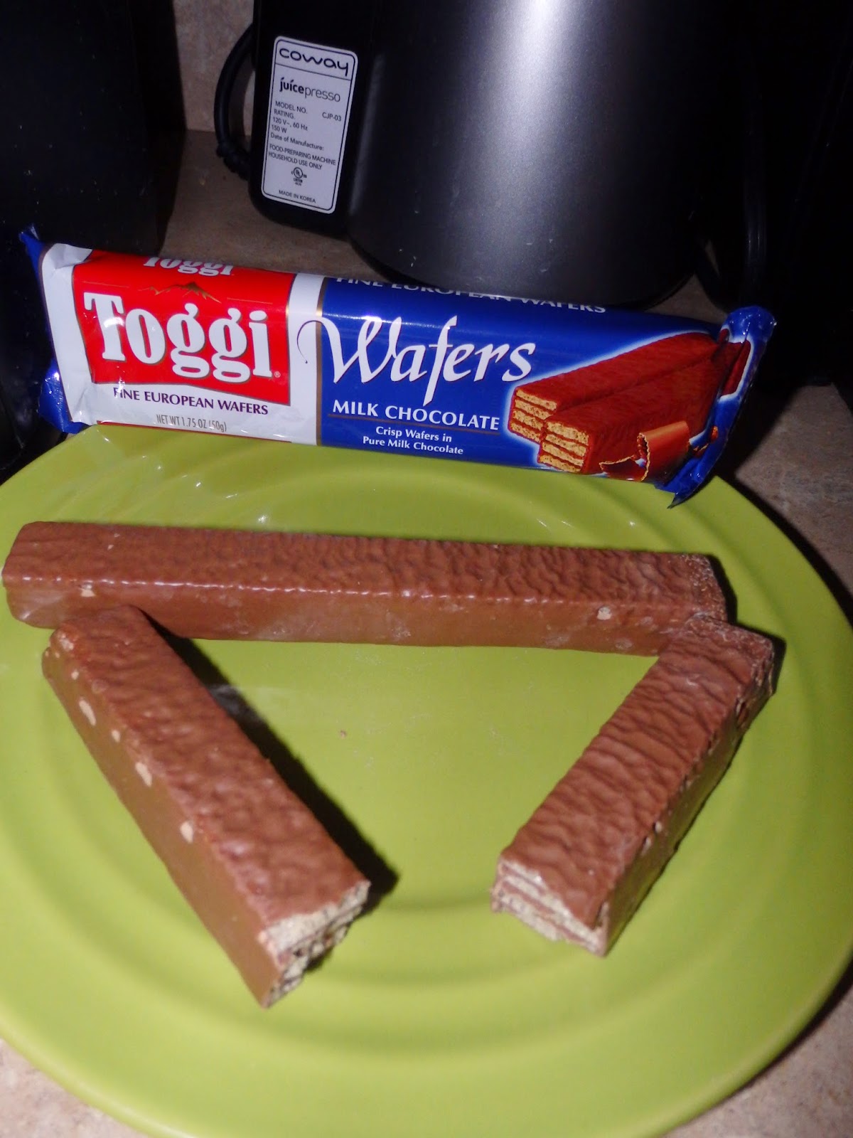 New Age Mama: Valentine's Day Gift Guide - Toggi Fine European Wafers