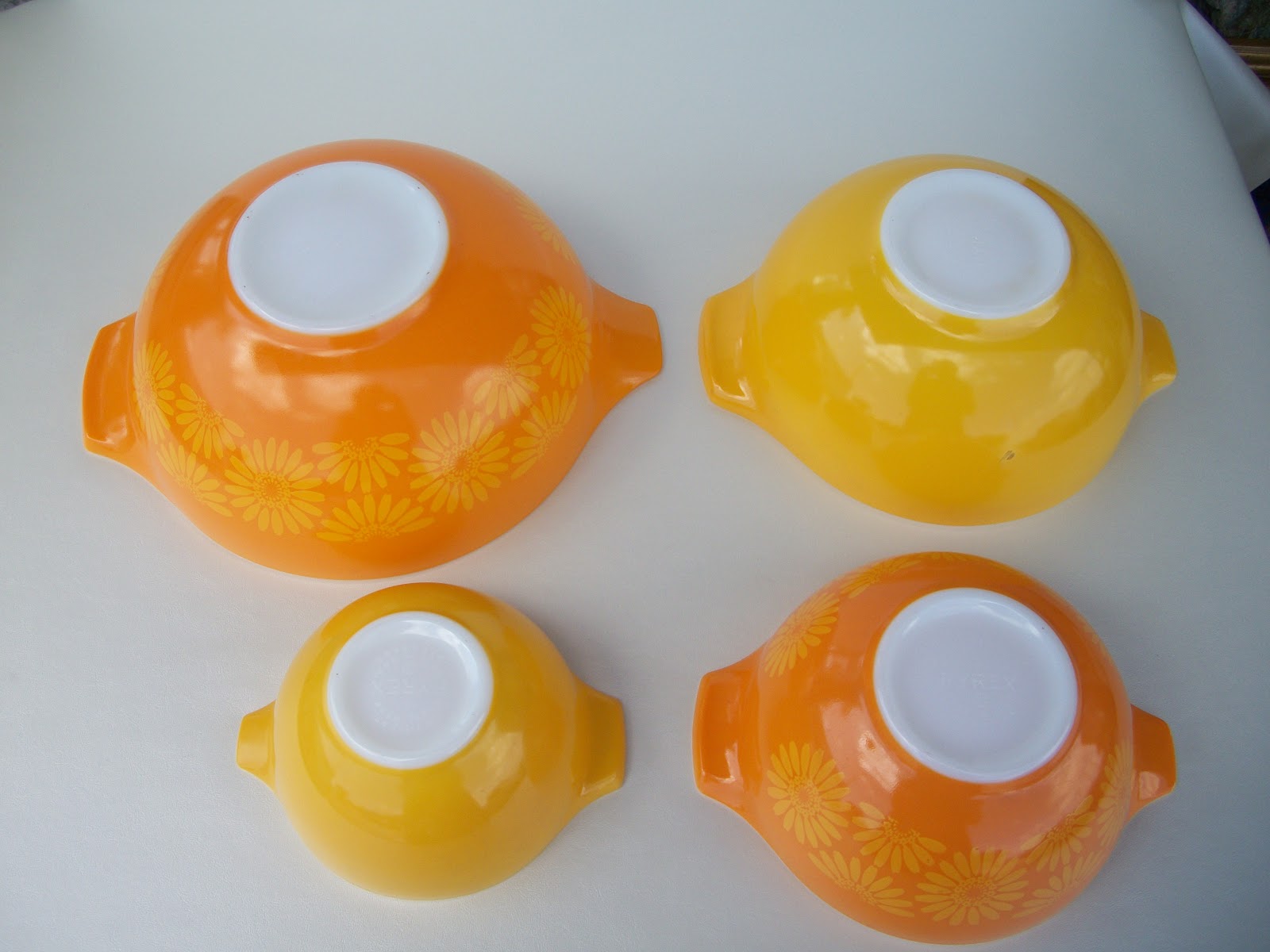 Still Stunning Vintage Resale: Vintage Pyrex Cinderella Yellow & Orange ...