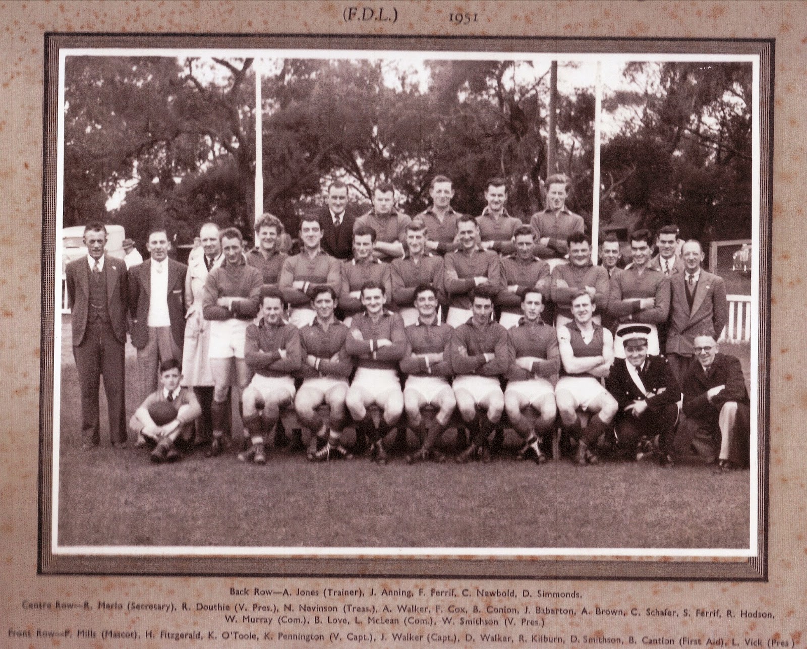 HIGHETT FOOTBALL CLUB HISTORICAL PHOTOS & MEMORABILIA