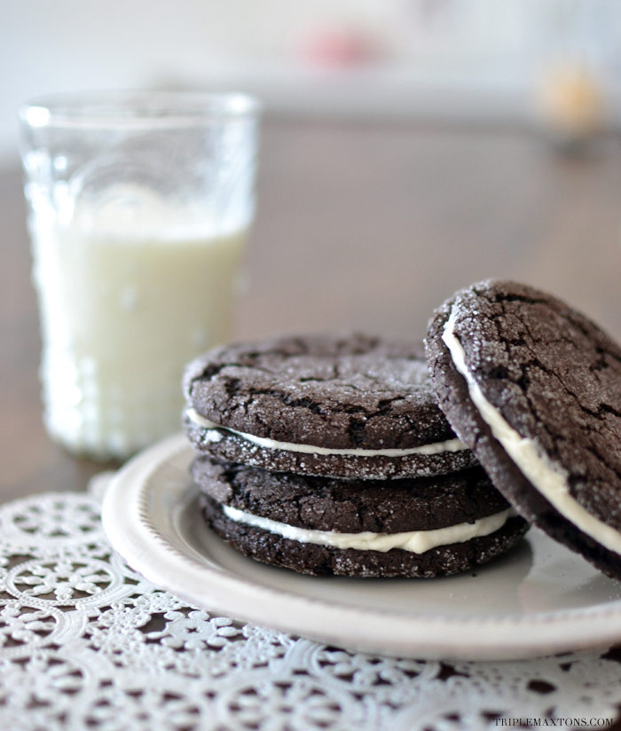 Homemade Oreo Cookies - Triple Max Tons