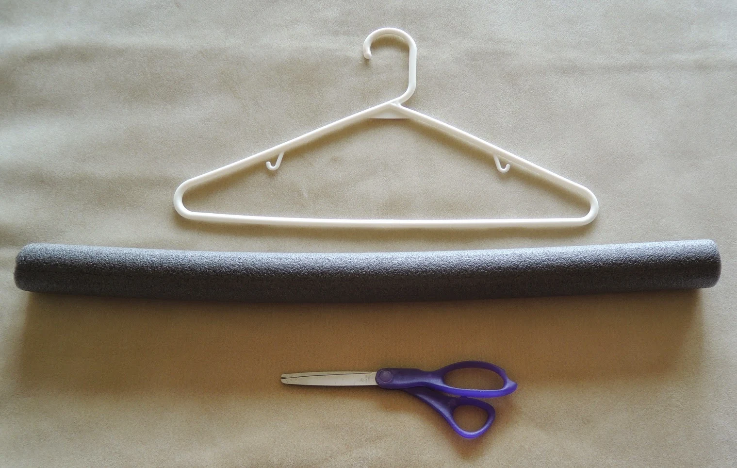 Carolyn Kephart, Her Blog: A Bit of DIY - The Simplest Possible Padded ...