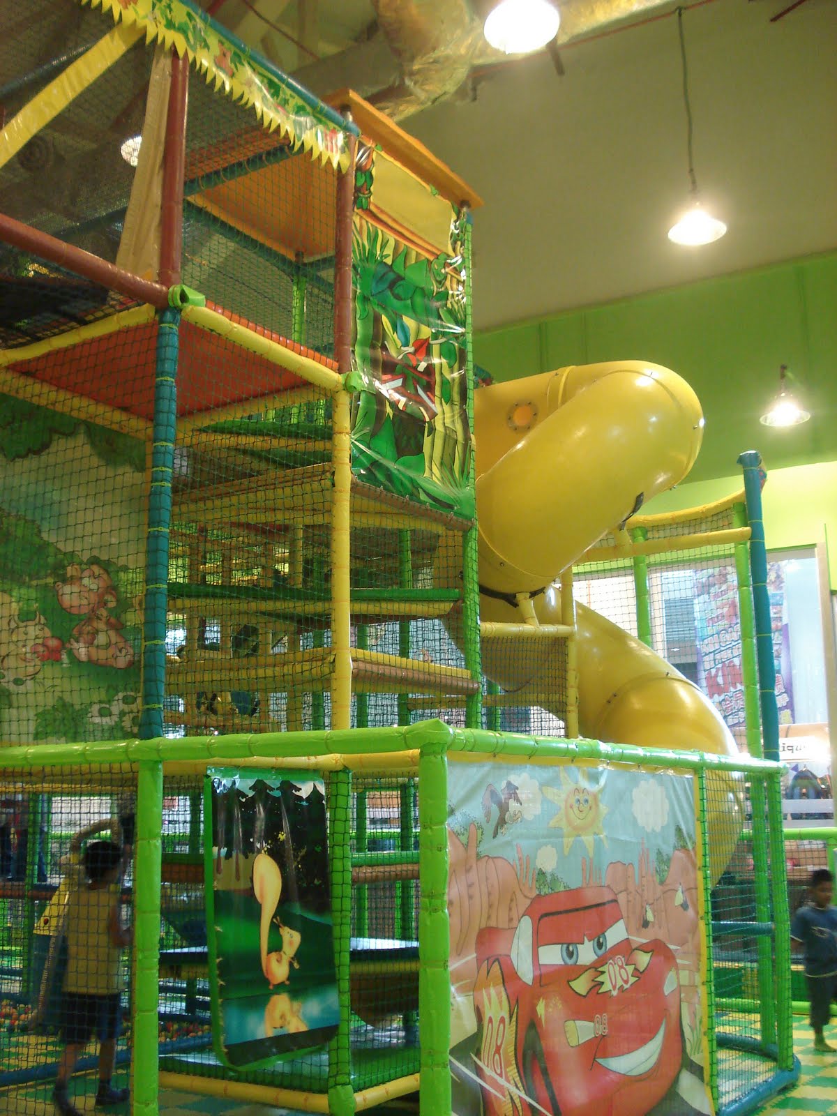 Our Little Princesses: Mega Kiddies World