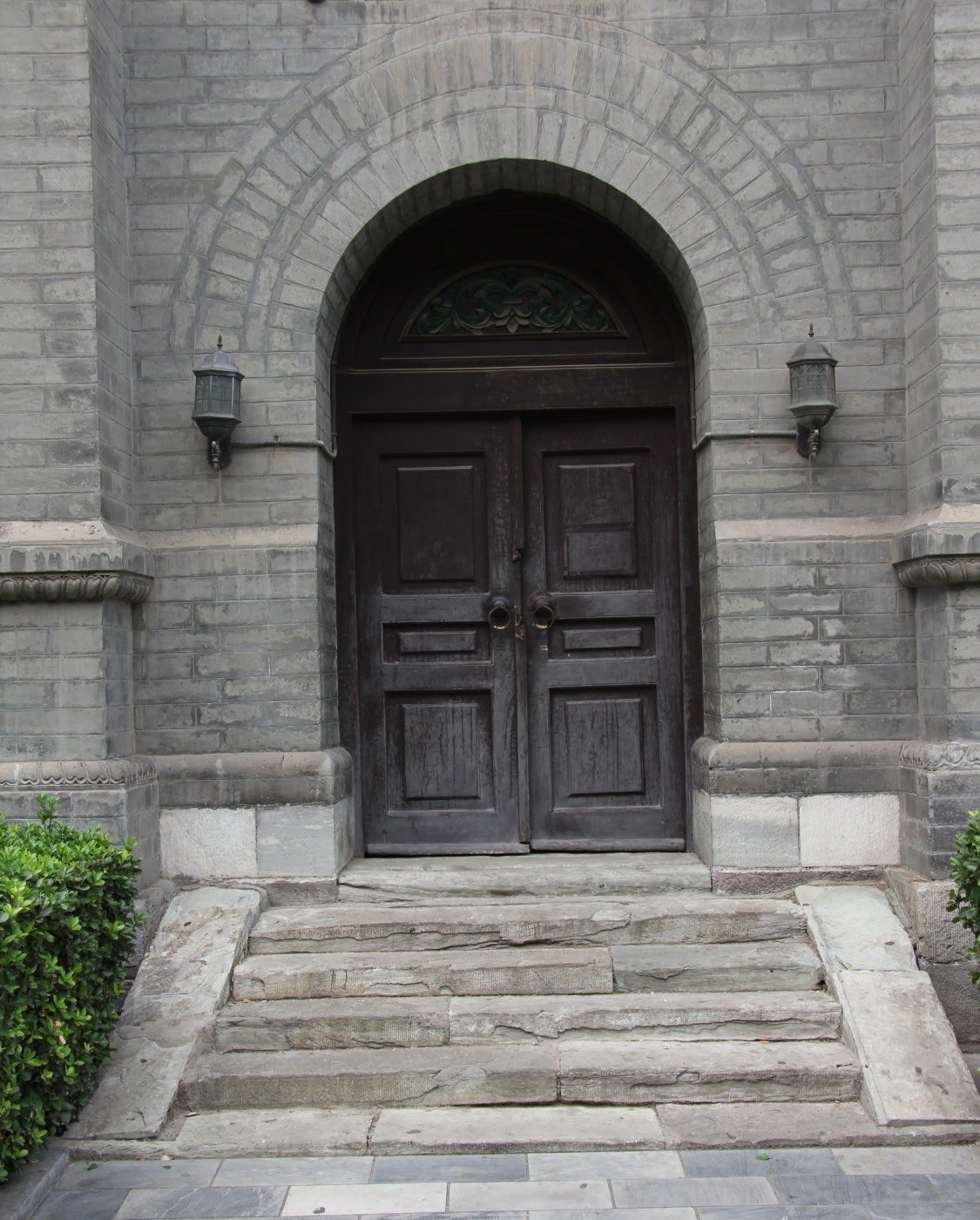 Torwen's Blog: Beijing - Wanfujing Museum, Ming Wall, Dongtang Church ...