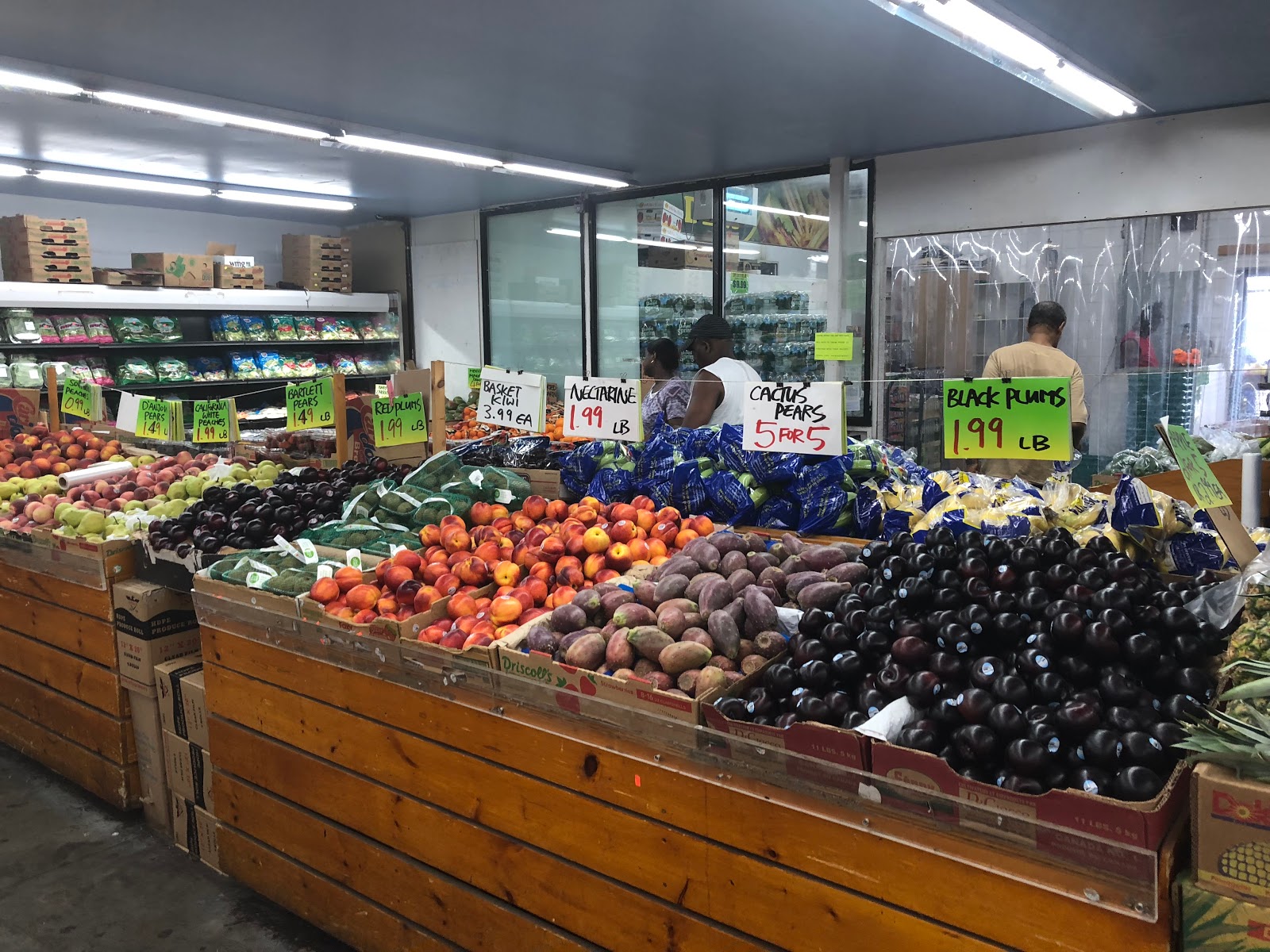 TOUR: Farm Country Supermarkets - Brooklyn, NY