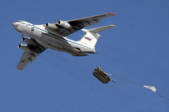 SNAFU!: Russian Il-76 Heavy Vehicle Airborne Drop...