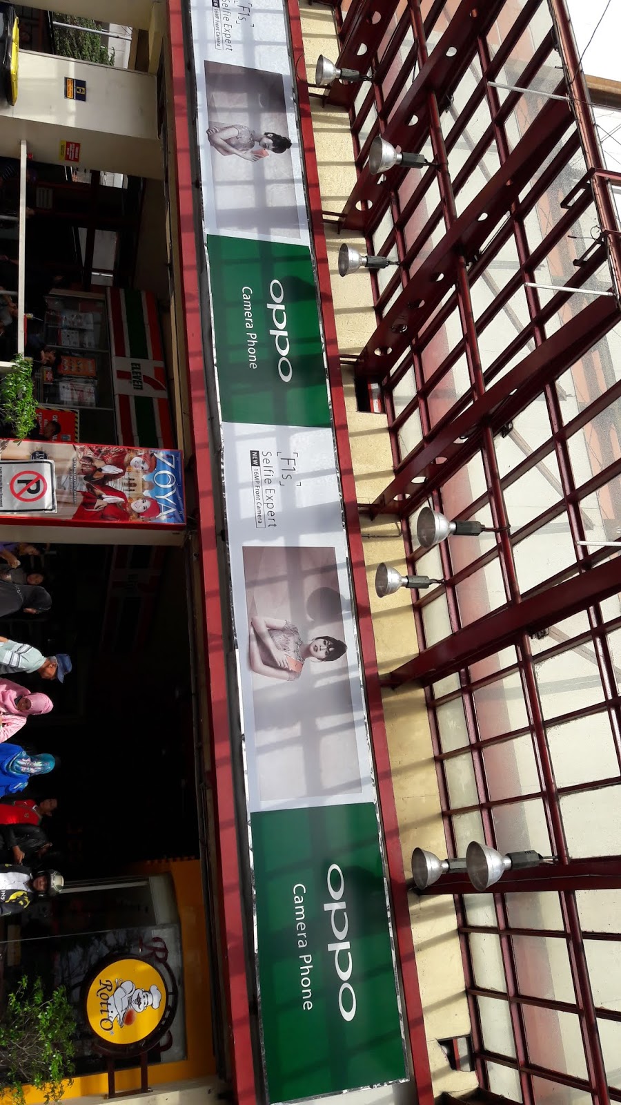 Advertising Indonesia: Profil Mall PGC Cililitan Jakarta Timur