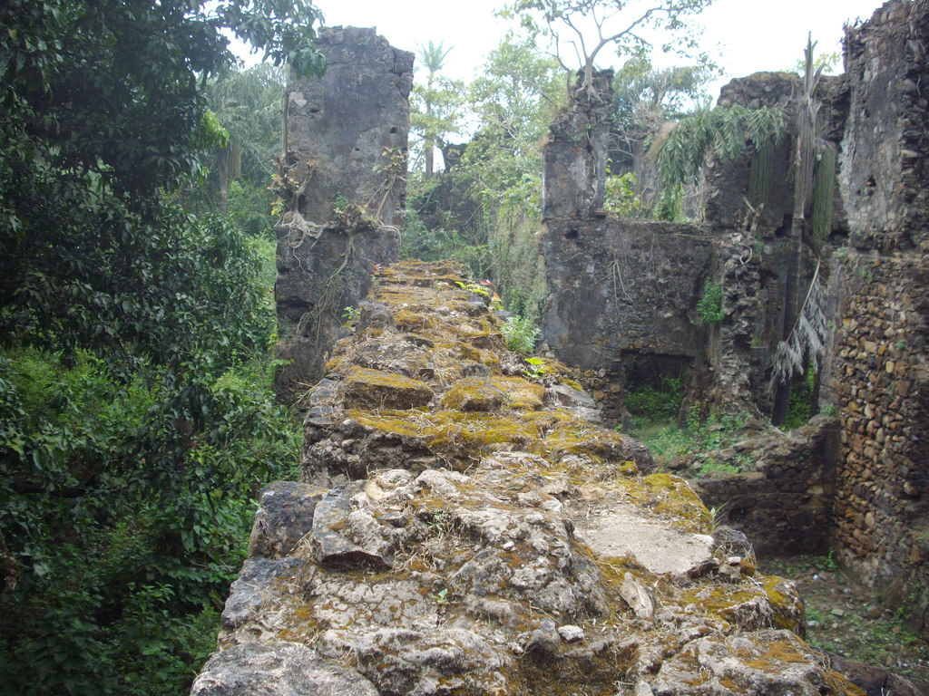 Exploring Bassein Fort in Vasai and Arnala Fort in Virar..