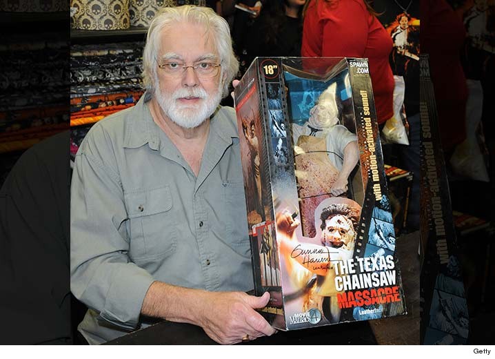 Starhooks * * *: GUNNAR HANSEN LEATHERFACE IN 'TEXAS CHAINSAW MASSACRE ...