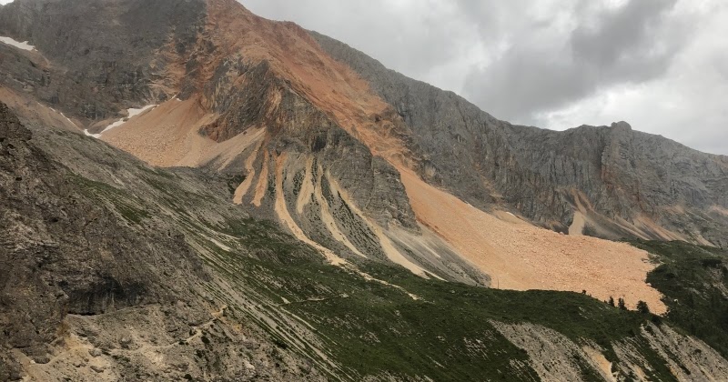 Croda Rossa: escursione ad anello da Prato Piazza a Ponticello ...