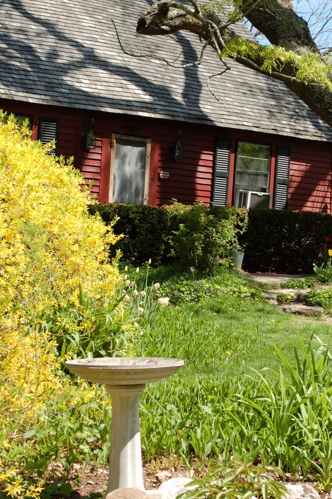The Spice Garden: Pickity Place ... Lunch and Herbs