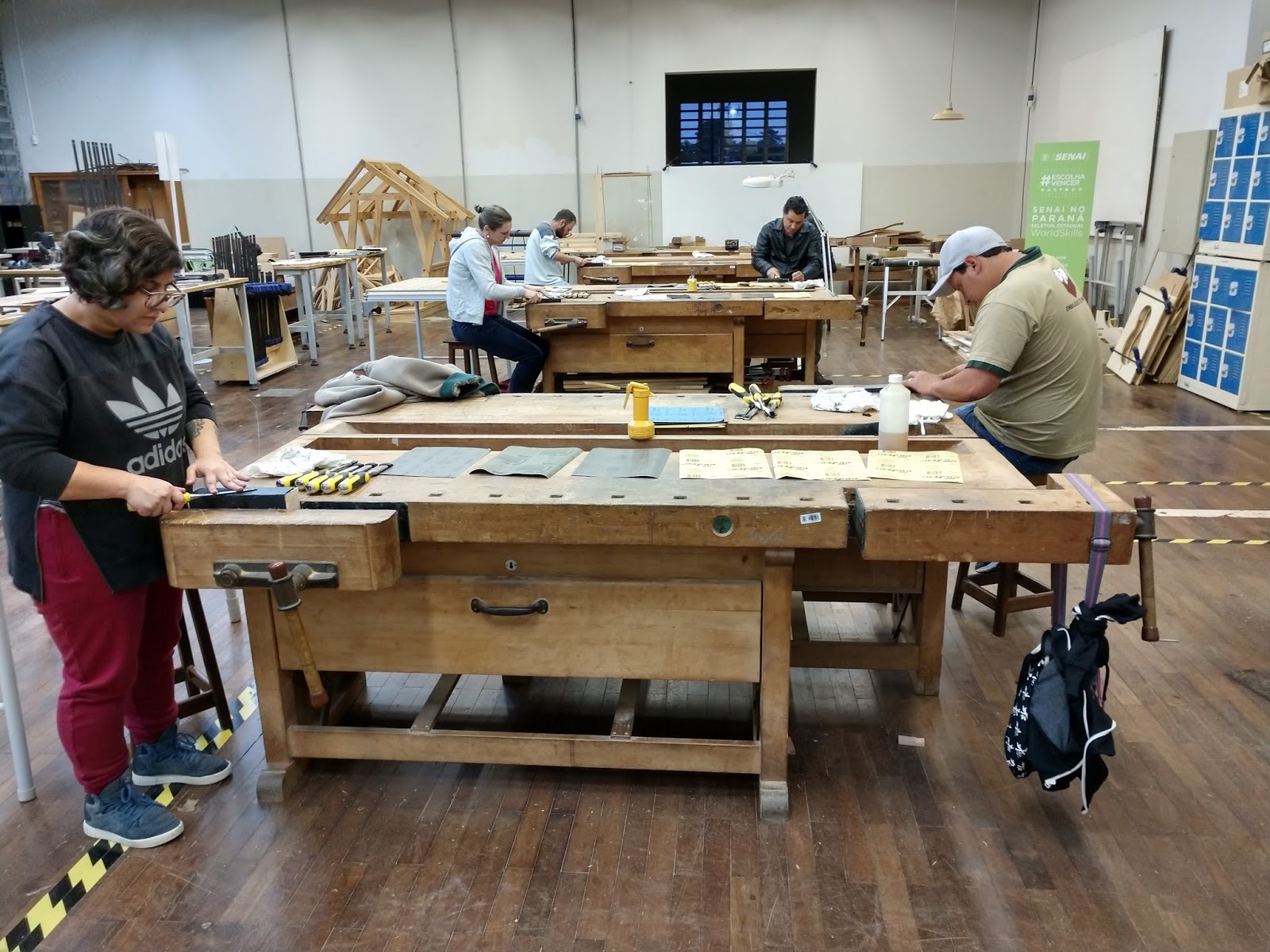 Técnicas de marcenaria: CURSO DE MARCENARIA FINA