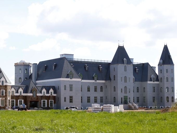 Château Pensmore in Highlandville, MO : 2015 Update Story of Pensmore ...