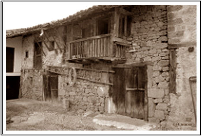 PUBLICACIONES MASONICAS: LOS AGOTES UN PUEBLO MALDITO