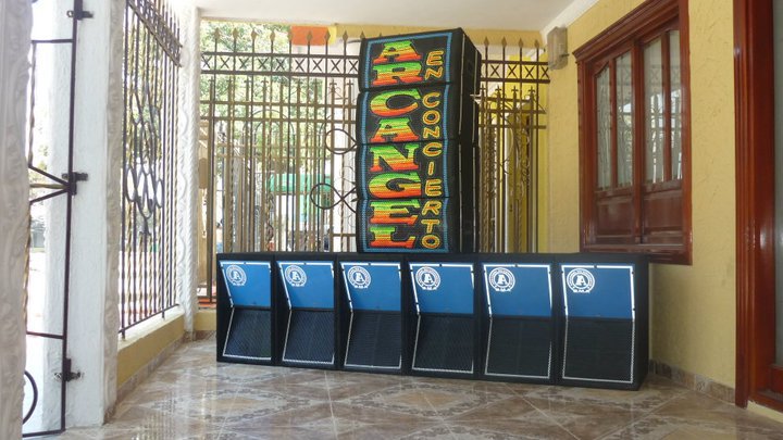 ebaudio: Modelos 4 -pick ups