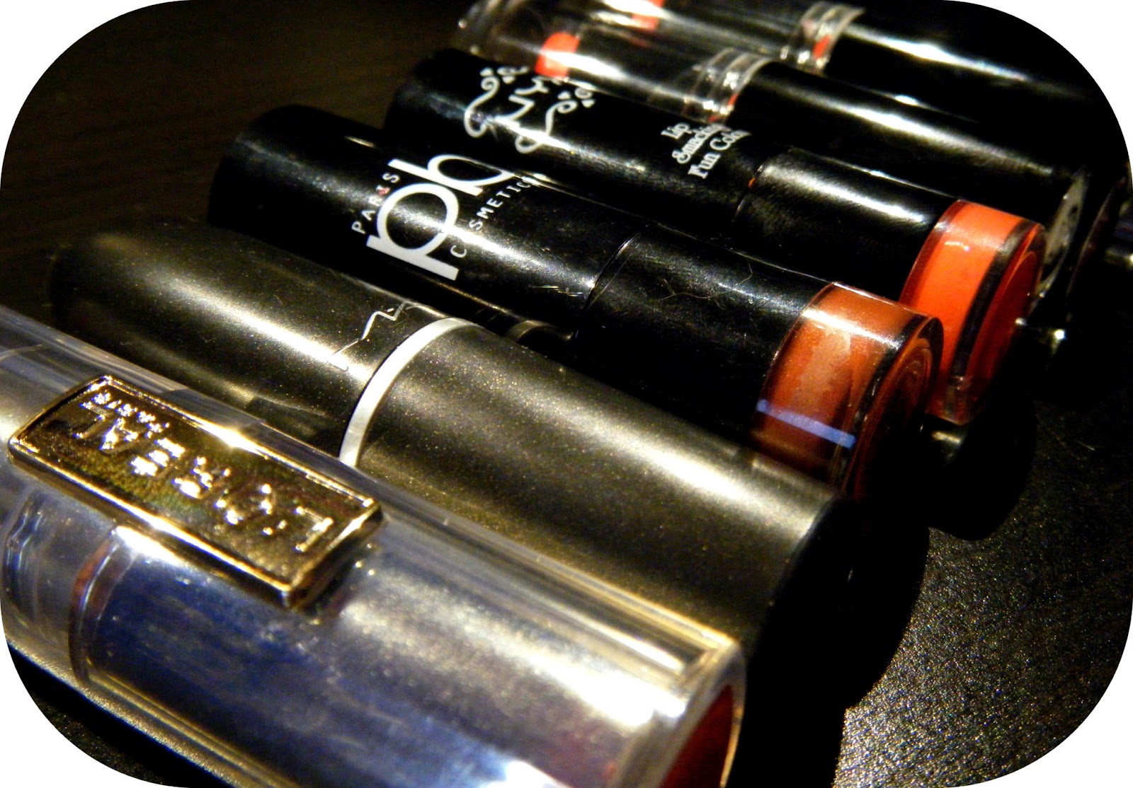 Mon petit coin beauté: Collection de rouge à lèvres # 2 Les corails/orangés