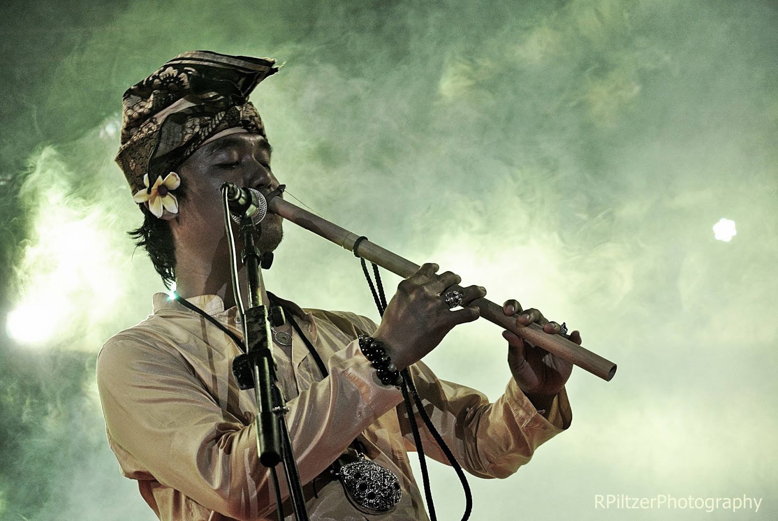 DOWNLOAD LAGU GUS TEJA WORD MUSIC - andygratislagu