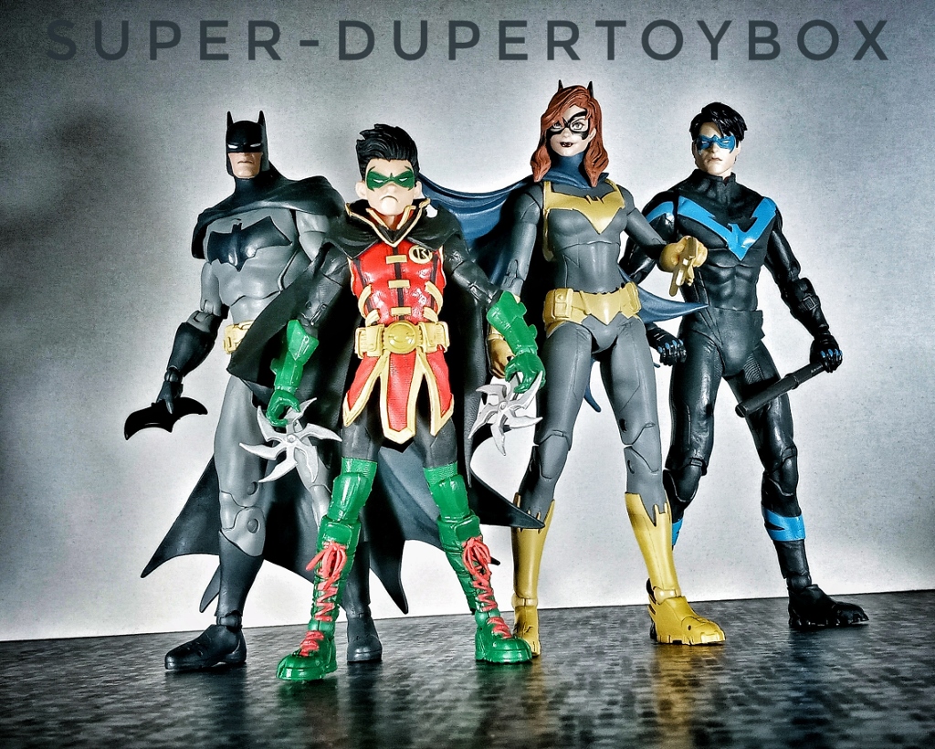 Super-DuperToyBox: McFarlane Toys DC Multiverse Robin (Damian Wayne)