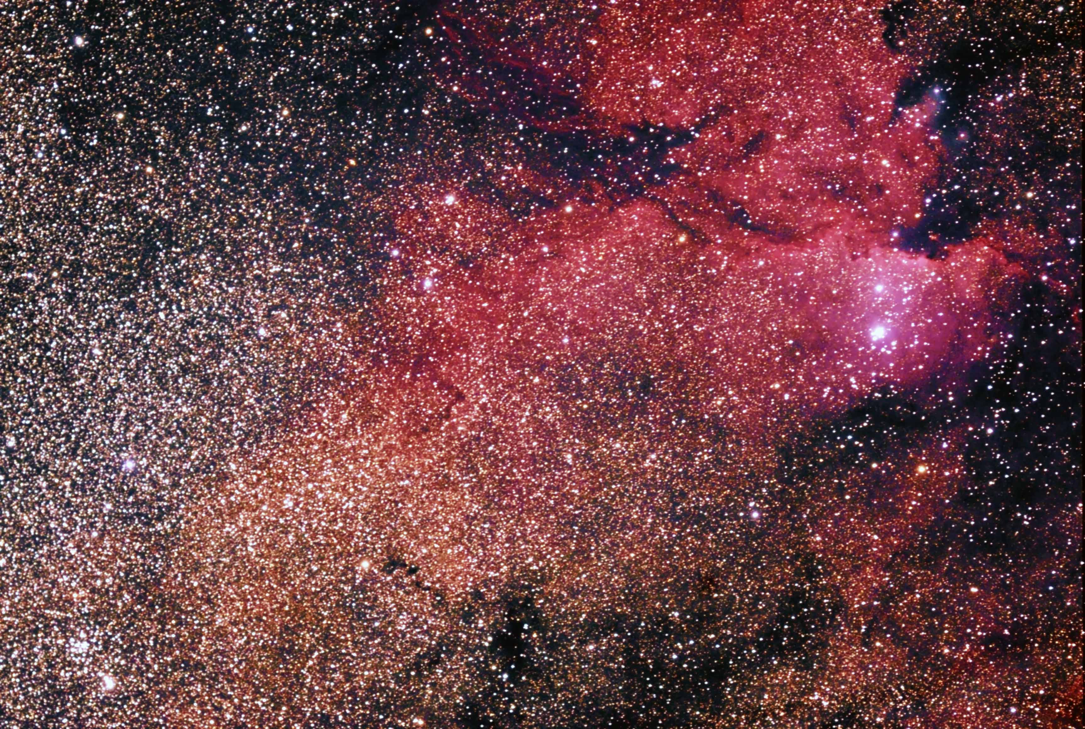AstronomyTales Astrophotography by Michael Booth: Red Nebulosity and ...