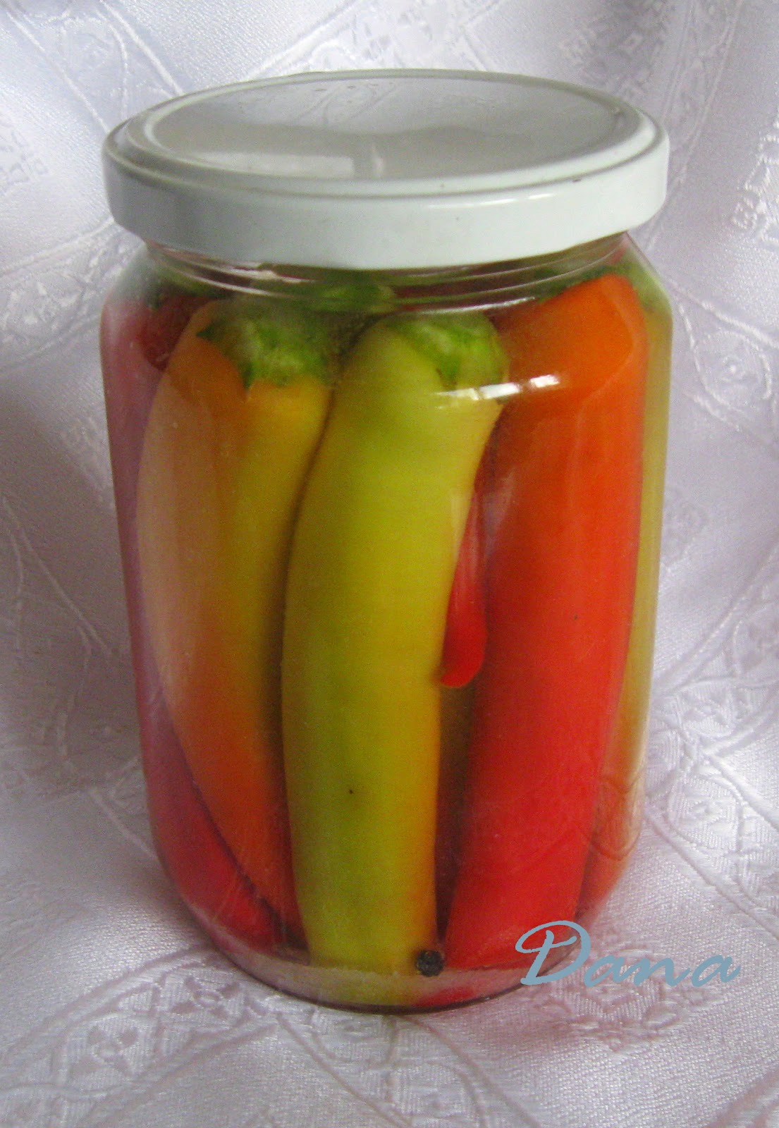 Danina kuhinja: Feferone u tegli