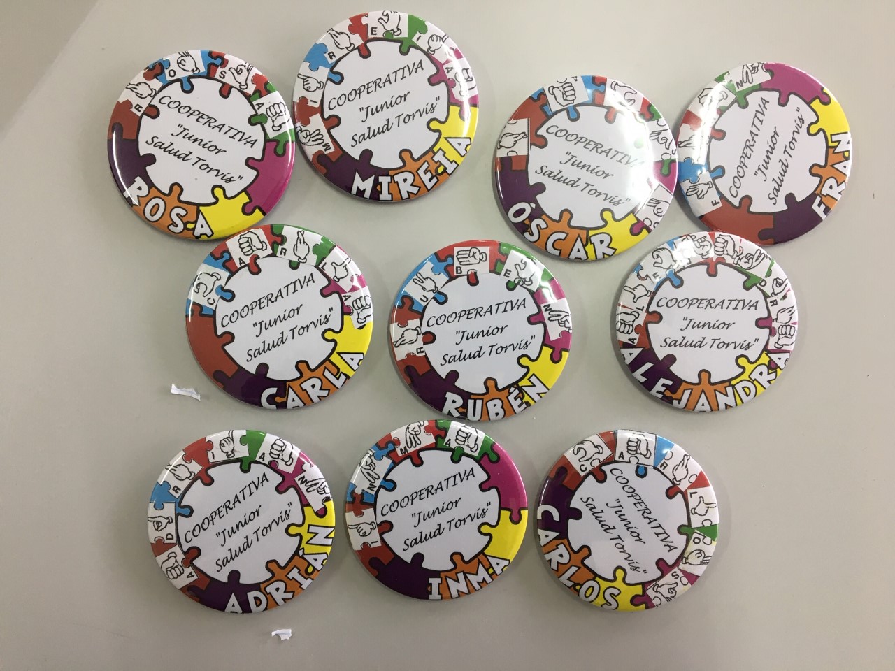 CHAPAS INCLUSIVAS. INCLUSIVE BADGES.