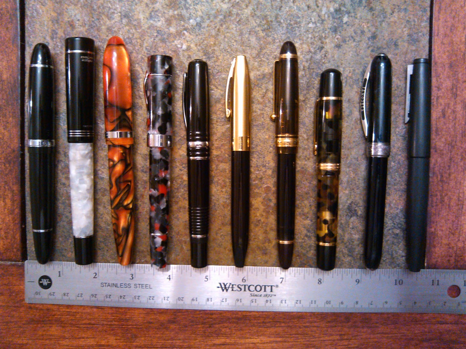 Saint Austin's Pub: Big Pens