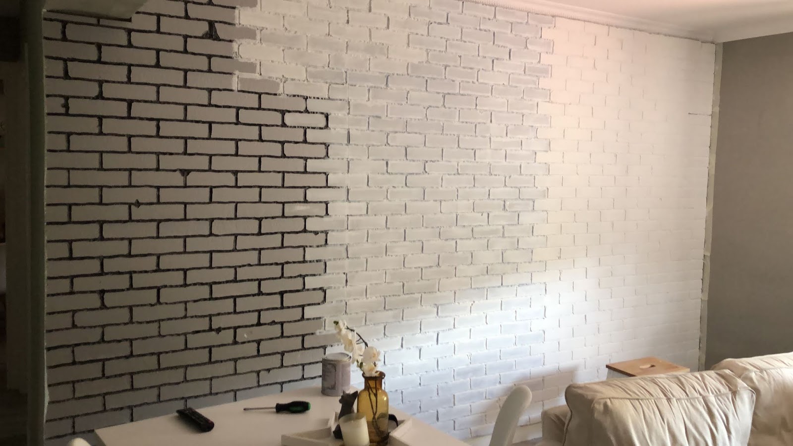 DIY: Falsa pared de ladrillo lowcost - Pasito a Pasito decorando mi Pisito