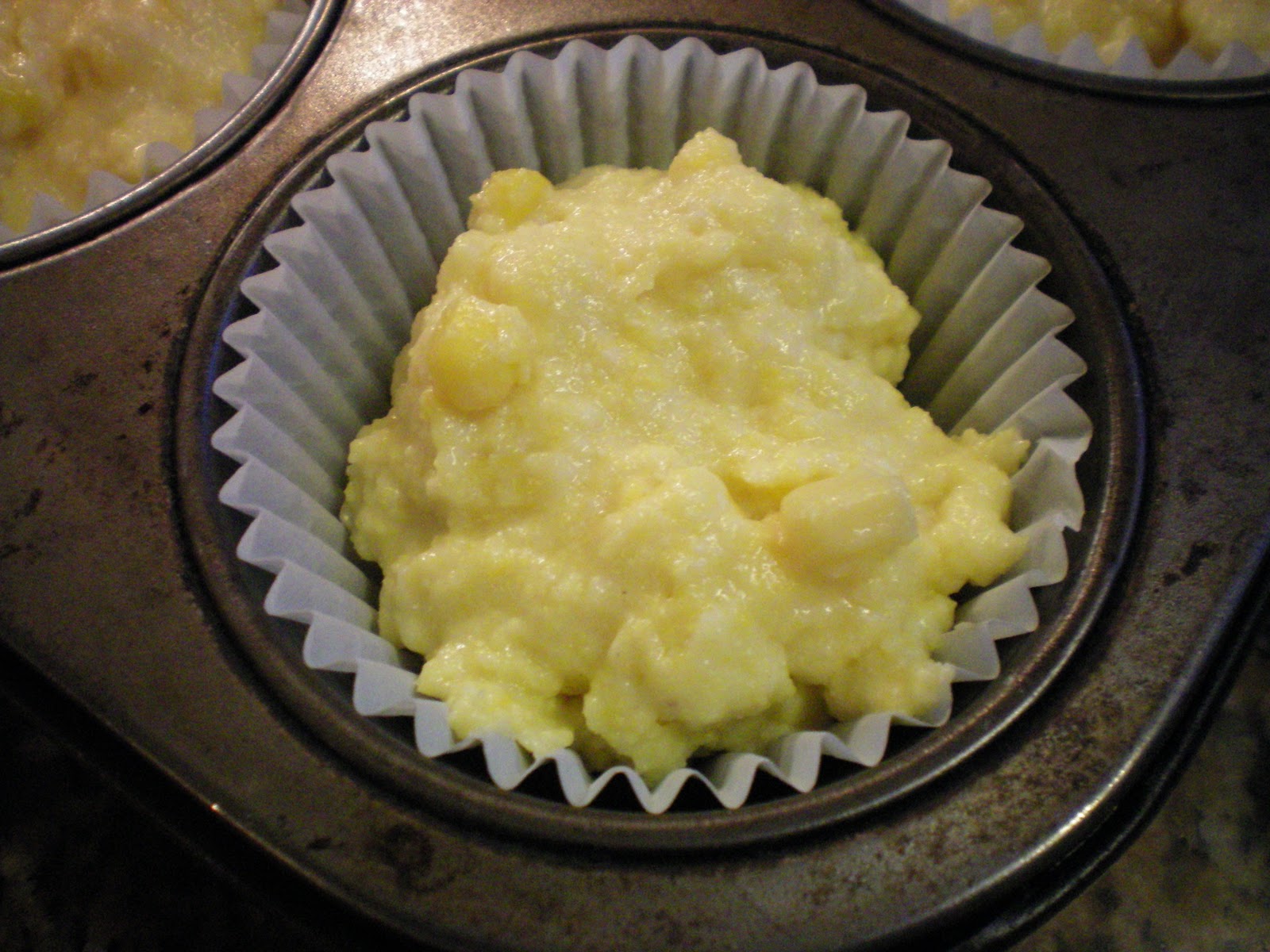 The new art of baking: Cornbread Muffins ~ Kenny Rogers Muffin Wannabe