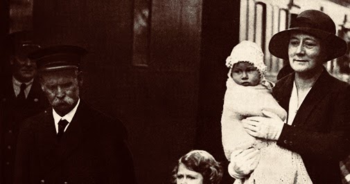 Etiquipedia: BFF Etiquette and "Lillibet”