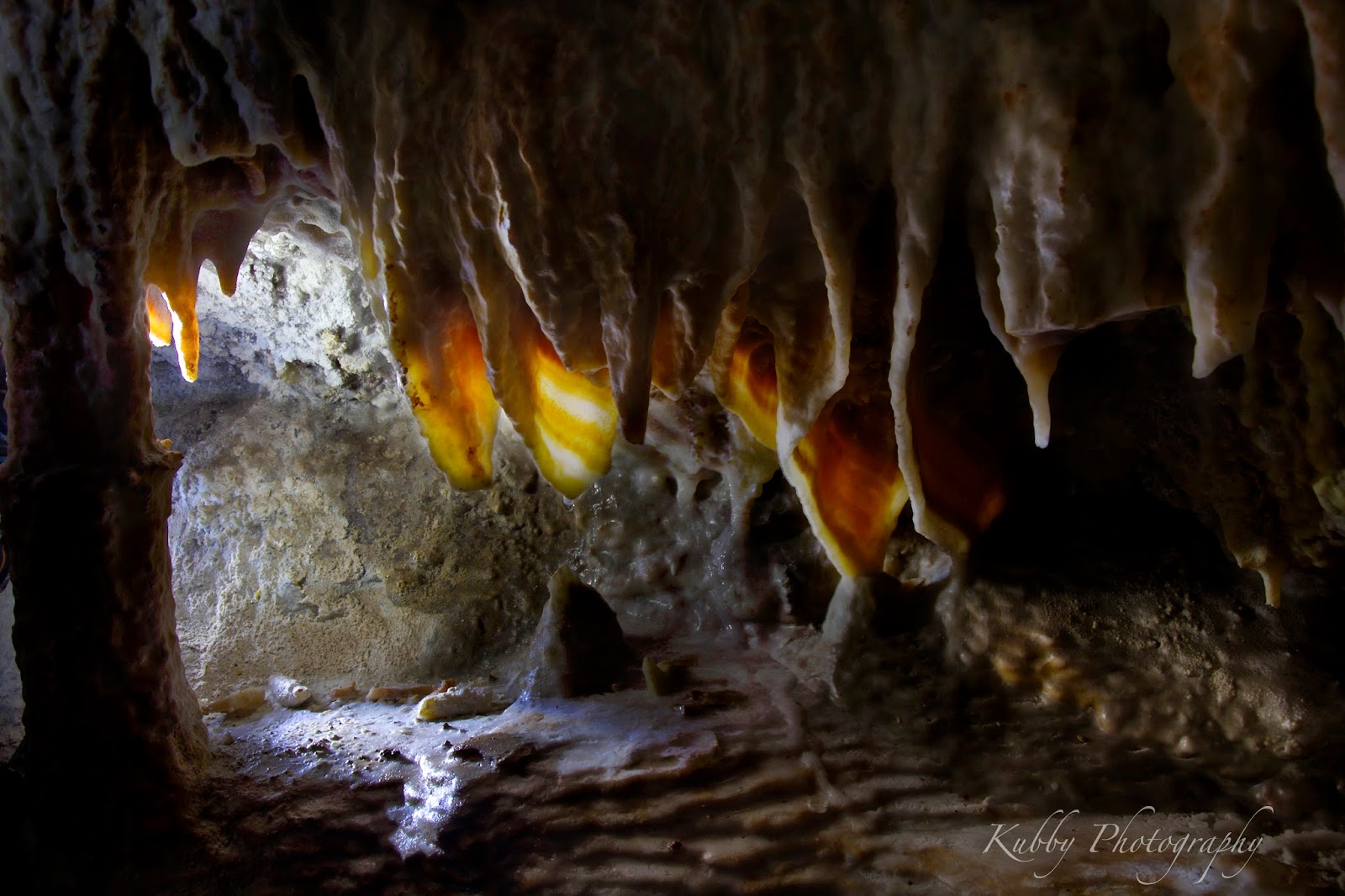 Geology of Lava Caves and Solution Caves: Geology: Lava Caves vs ...