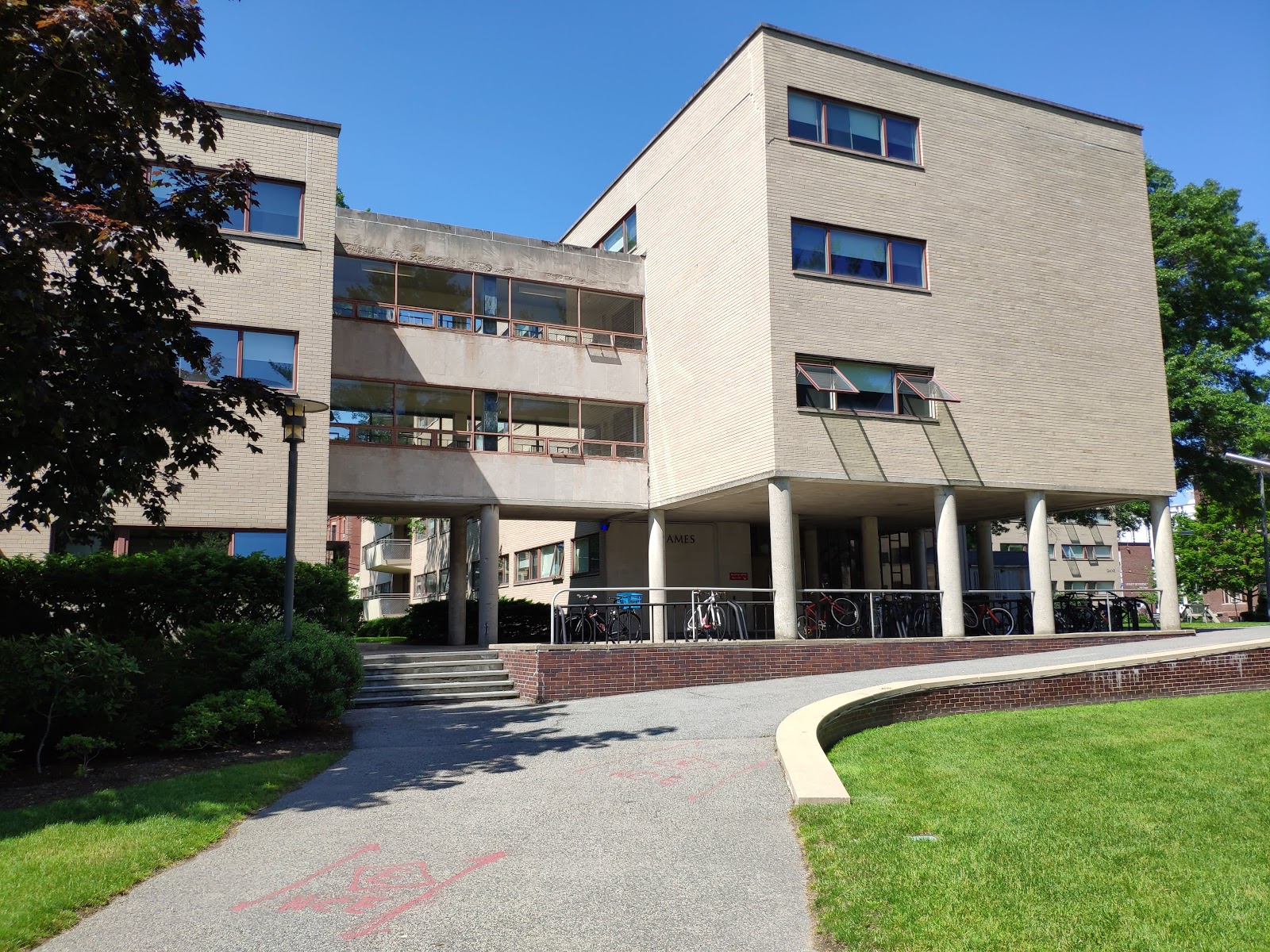 EntreVoir: Harvard Graduate Center - Walter Gropius