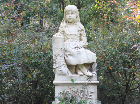 Seeks Ghosts: Savannah’s Bonaventure Cemetery