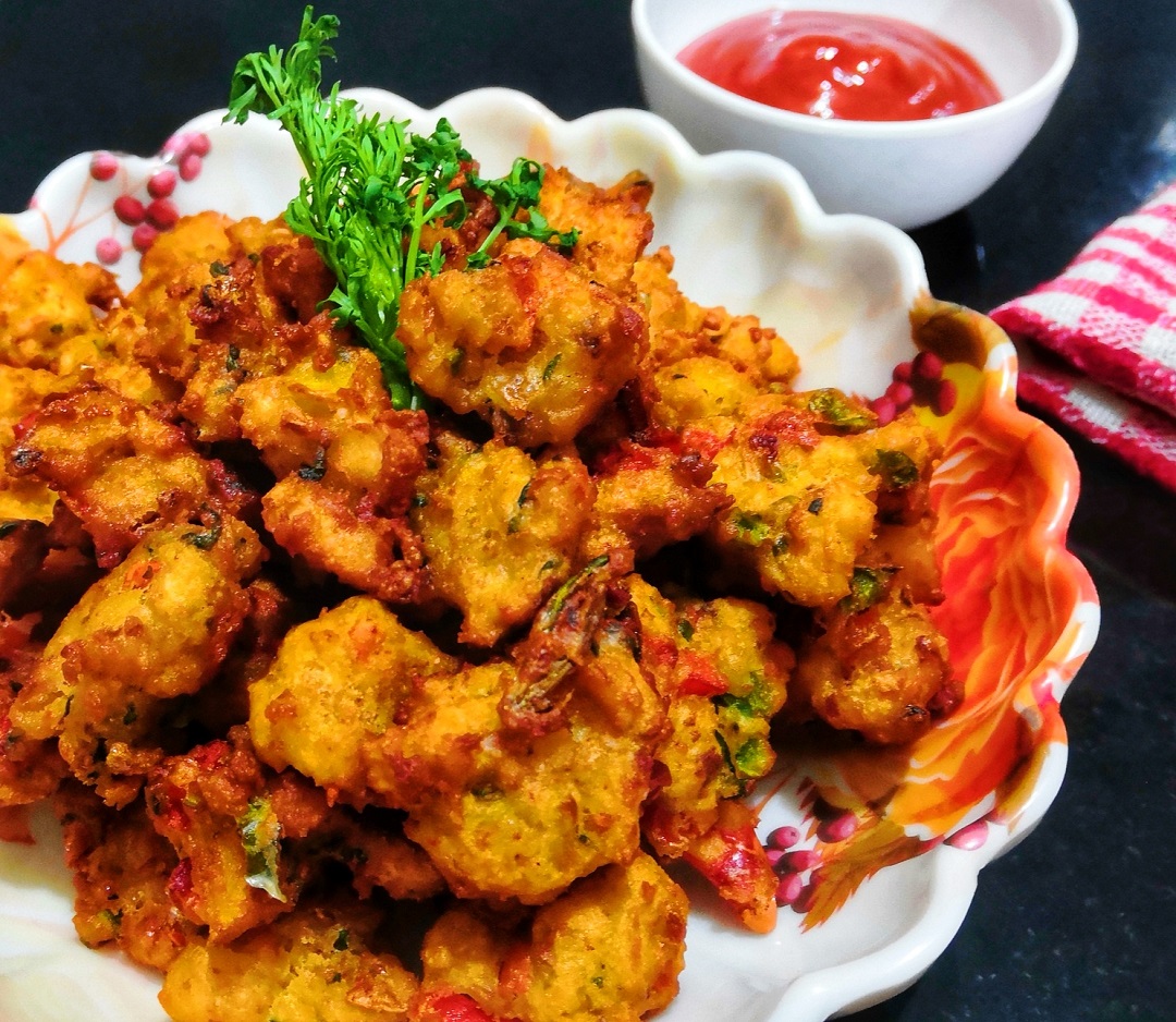 Bread Pakoda - Recipes by Shraddha